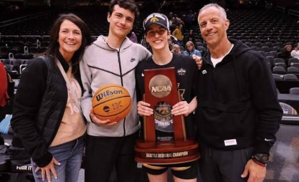 Caitlin Clark Parents- Father And Mother Name, Age, Profession, Photos ...